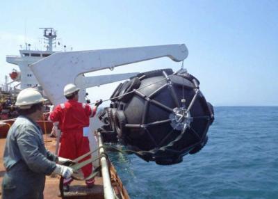 China 2.5x4.5m Maritime International Rubber Fenders with Long Service Life for sale