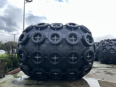 China Chain And PP Rope Installation Method Pneumatic Rubber Fender 50Kpa High Durability for sale