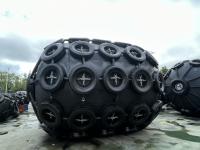 China Ship Yokohama Fender Easy Chain / PP Rope Installation For Long Lasting Protection for sale