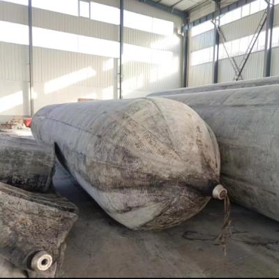 China 4-25 M Length Dry Dock Inflatable Rubber Ship Airbags For Marine Supplies for sale
