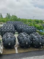 China Inflatable Rubber Fender 50kpa & 80kpa for Ship-to-Ship Transfer for sale