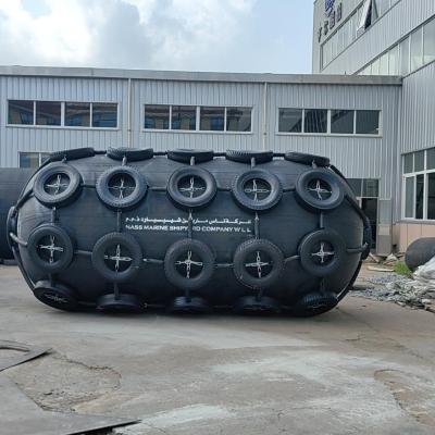China ISO17357 Standard High Performance Pneumatic Rubber Fender With 50Kpa And 80Kpa Inner Pressure For Marine Mooring for sale