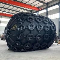 China Custom 50kpa Pneumatic Rubber Fender with Inflatable Structure for Marine Applications for sale