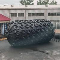 China ISO17357 Pneumatic Rubber Fender With 50Kpa 80Kpa Inner Pressure For Superior Marine Floating Protection for sale