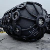 China ISO 17357 Certified Pneumatic Rubber Fender with 50Kpa/80Kpa Working Pressure and Natural Rubber Material for Marine Protection for sale
