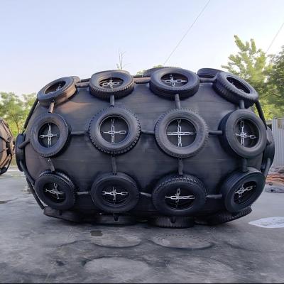 China Excellent Performance Yokohama Fenders Built To ISO 17357 Standards Delivering Enhanced Impact Resistance OEM for sale