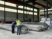 China Anti Corrosion Marine Rubber Airbag for Long Term Saltwater Service with 0.8-3 M Diameter for sale