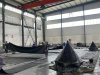 China Marine Rubber Airbag with High Grip Surface Pattern for Stable Shipyard Positioning in 0.8-3 M Diameter and 4-25 M Length for sale