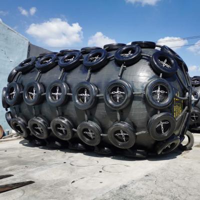 China ISO 17357 Standard Pneumatic Rubber Fender Sling Type Yokohama Fender for sale