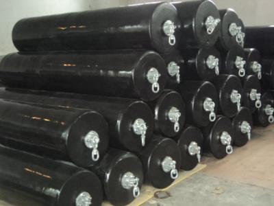 China Customized Foam Filled Fender with 0.5-4.8m Diameter and 1-12m Length for Marine Applications for sale