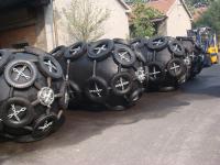 China Pneumatic Rubber Marine Dock Bumpers Fenders Anti Collision for sale