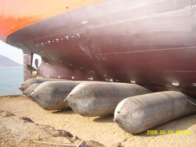 China 16m High Pressure Marine Rubber Airbag Launching Lifting Salvage Black Color for sale