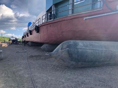 China Barge Tugboat Docking Undocking Roller Lifting Air Bags For Shipyard for sale