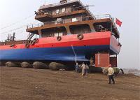 China Heavy Duty Marine Rubber Airbag With 4-12 Layers 0.8-3 M Diameter Repair Kit For Ship Launching for sale