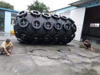 China Pneumatic Floating Marine Bumper Yokohama Boat Submarine Fender for sale
