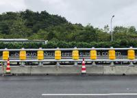 China Customized Color Foam Filled Safety Roller Barrier Buckets Traffic Barrier for sale