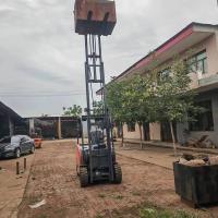 China Self Loading Forklift 5 Ton Diesel Warehouse Equipment for Customer Demanded Needs for sale