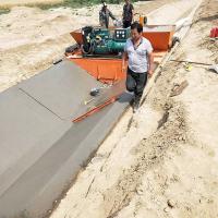 China Construction Works Solution Drainage Ditch Forming Machine for Delivery Channel Lining for sale