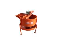 China 3.5 Cubic Meters Self Loading Cement Mixer with 200L Reclaiming Capacity and Mixing for sale