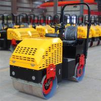 China Ride On Road Roller for Road Construction Vibrating Earth Compactor 2100*1500*950mm for sale