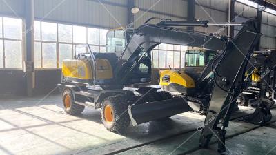 China Trenching Machine Large Crawler Hydraulic Excavator Track Multifunctional Oversized Big Digger for sale
