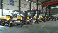 China Engineering Large Digger Hook Machine 8ton Wheel Excavator With Bucket for sale