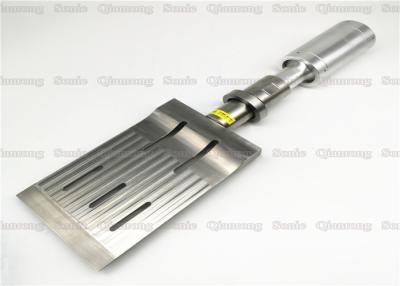 China 200mm Full Wavelength 20Khz Ultrasonic Cake Cutter For 100mm Height Cake for sale
