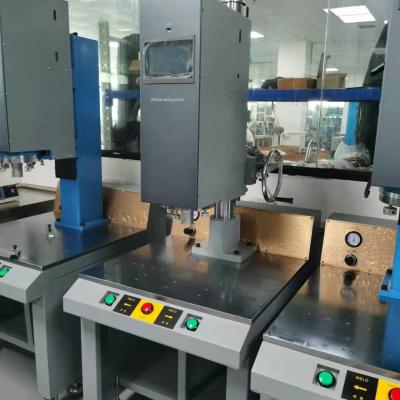 China 4200w Ultrasonic Welder For Automobiles Brake Light Safety Tripod 15Khz for sale