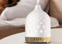 China 200ml Home Appliance New Design Ceramic home Air Purifier humidifier fragrance Diffuser Mini Essential Oil Diffuser for sale