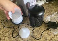 China 32dB 0.1L Home Aroma Diffuser 313g Cool Mist 7 Color Lights for sale