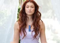 China 250mAh Rechargeable Necklace Air Purifier Wearable Air Purifier For Formaldehyde for sale