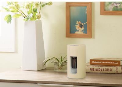 China Plug In Essential Oil Nebulizing Diffuser Scent Waterless Rechargeable Wireless Portable Nebulizer Diffuser for sale