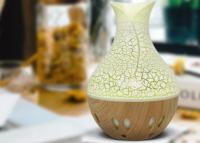 China 130ml Mini USB Vase Shape Essential Oil Diffuser Wooden Ultrasonic Aromatherapy Diffuser for sale