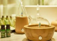 China 30ml Waterless Nebulizing Essential Oil Diffuser Us Therapy Beech Wood Glass for sale