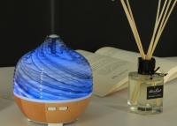 China Remote Control Aroma Essential Oil Diffuse Natural Wood Glass Cool Mist Humidifier With Gift-Box Diffuser for sale