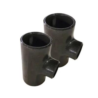 China Sch120 Equal Varnished Pipe Fitting Tee Din 2615 Standard for sale