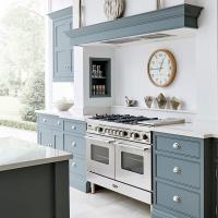 China Customized Complete Modern Luxury Shaker Kitchen Cabinet with Quartz Stone Countertop for sale