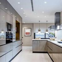 China High Glossy Wooden Kitchen Cabinet Set with Modern Style and Quartz Stone Countertop for sale
