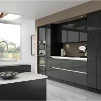 China Offers Customized High Glossy Kitchen Cabinet for Renovation of Old Apartment Kitchen for sale
