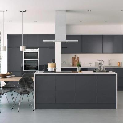 China Villa/Apartment Kitchen Cabinet with HDF Door Material and Customized Finish for sale