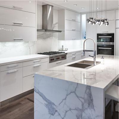 China Glossy Cabinets Wood Kitchen Wooden Furniture Kitchen Cabinet Set for Villa Renovation for sale