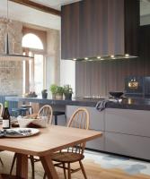 China Veneer Finished Modern Style Kitchen Cabinet for Old Kitchen Renovation for sale