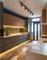 China Customized Veneer Color Kitchen Furniture Cabinets with Drawer Slide and Modern Design for sale