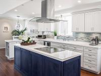 China Top Veneer and Bottom Lacquer Finished Kitchen Cabinet Set for Custom Kitchens Furniture for sale