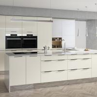 China Hot Modular Wood Kitchen Cabinet Set with Modern Style Lacquer Surface Treatment for sale