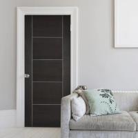 China Modern Simple Wooden Interior Doors for Houses Simple Installation and Waterproof for sale