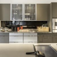 China 2022 Modern Style PVC Thermofoil Finished Kitchen Cabinet for Luxury Kitchen Design for sale