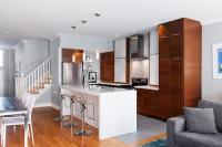 China Customized Veneer Color European Style Wooden Kitchen Cabinet with HDF Door Material for sale