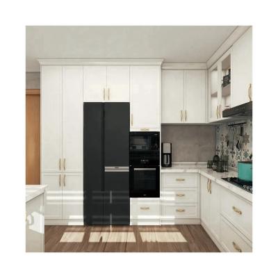 China Upgrade Your Kitchen with YALIG Elegant and Functional Italian Style Cabinets for sale