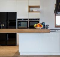 China White Cabinet Kitchen Unit Set Furniture Cabinet with Advanced Craft and HDF Door Material for sale